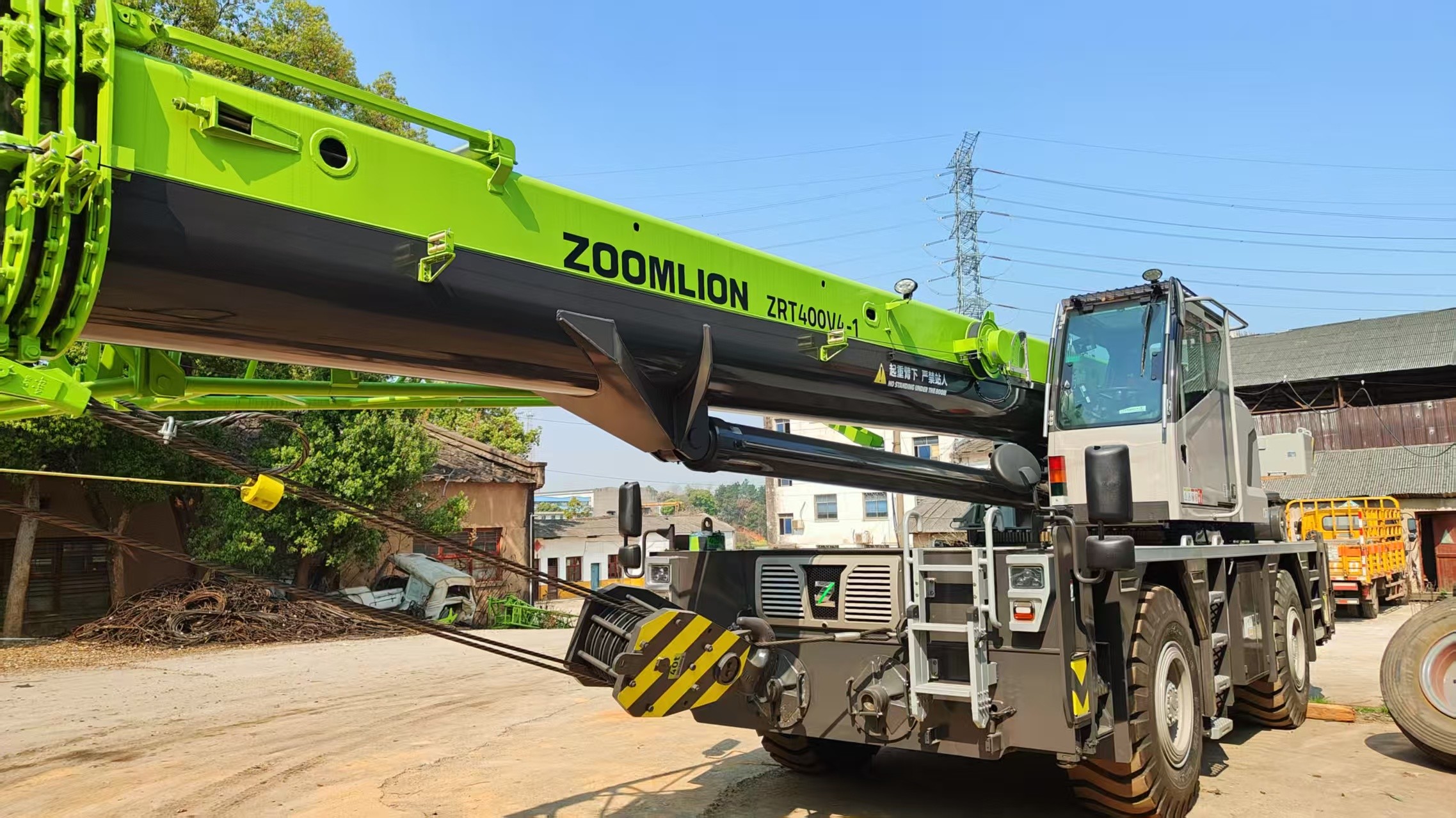 2025 ZRT400V442-1 Rough Terrain Crane 12 tons Counterweight and 9-18m ...